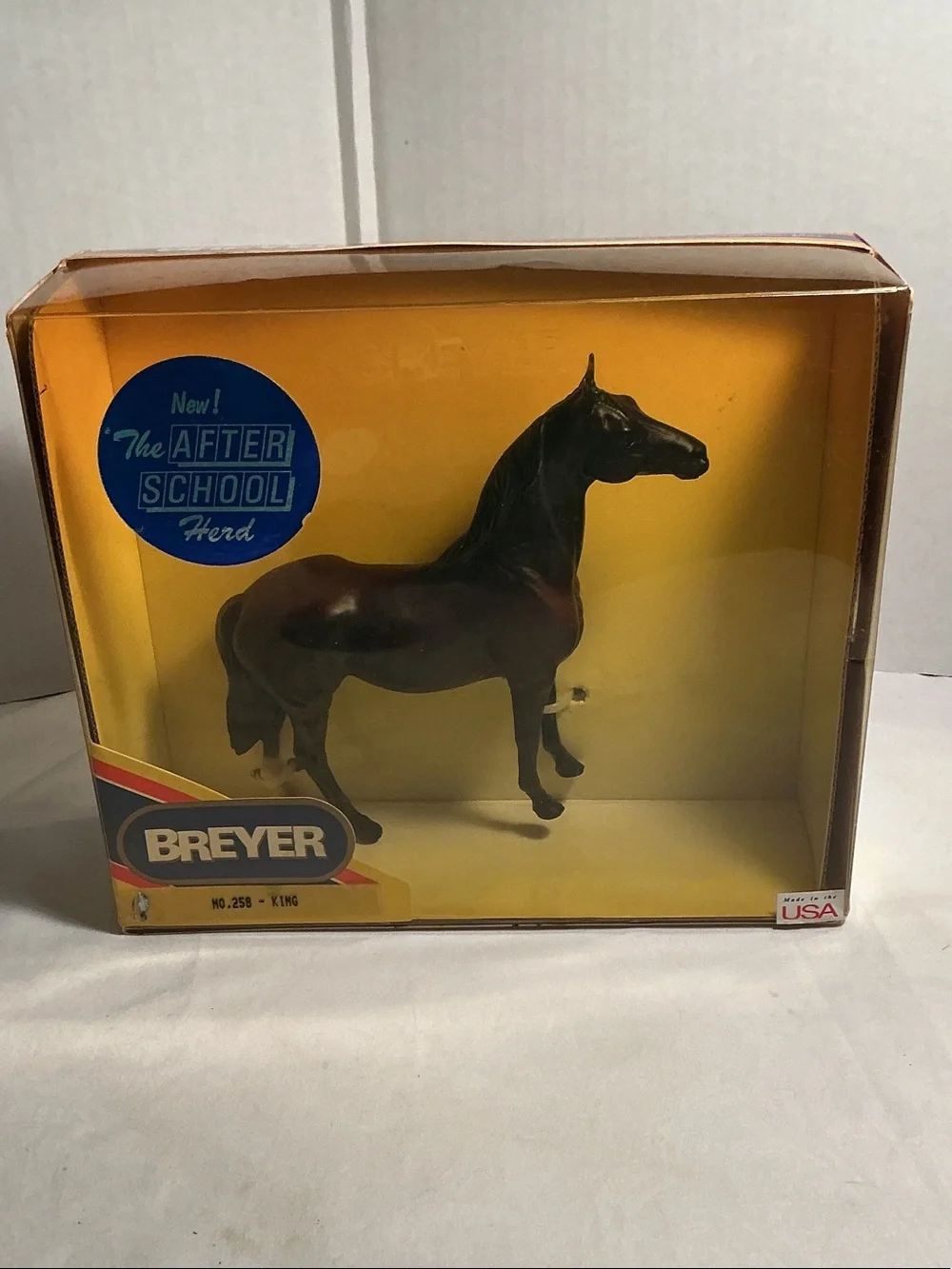 Breyer | Art | Nib Breyer 258 King After School Herd Dark Bay Model ...